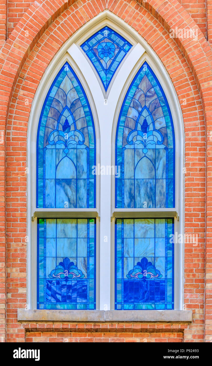 Stain glass windows architectural hi-res stock photography and images ...
