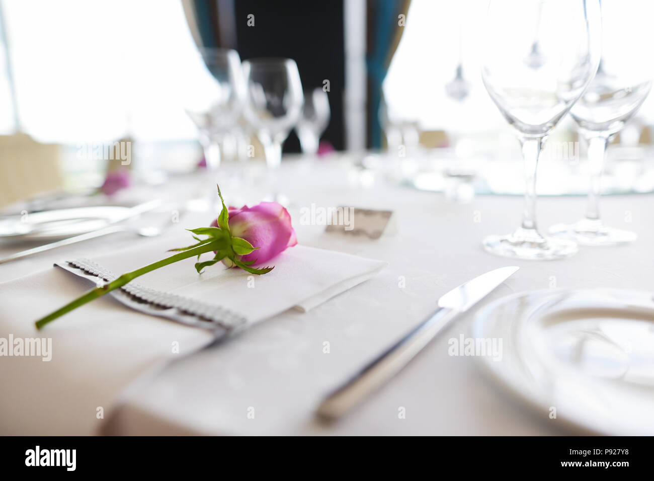 Beautiful table setting with crockery and flowers for a party, wedding ...