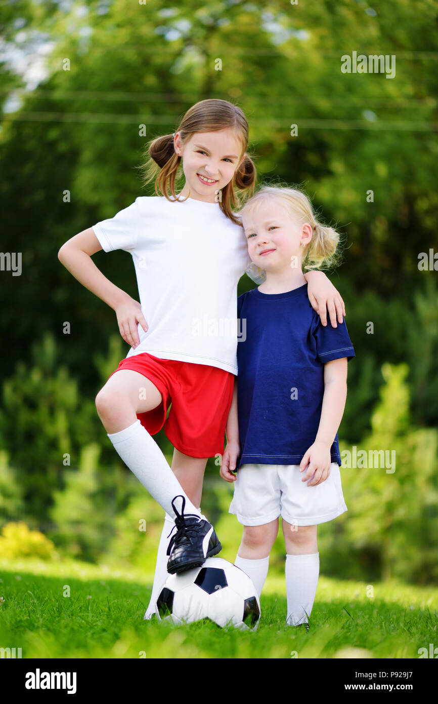 Sisters uniform uniform hi-res stock photography and images - Alamy