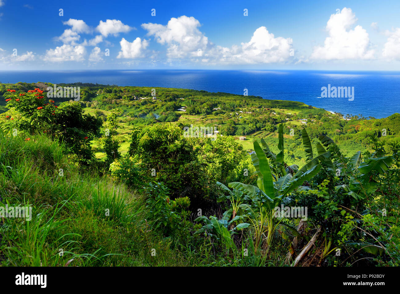 Beautiful views of Maui North coast seen from famous winding Road to ...