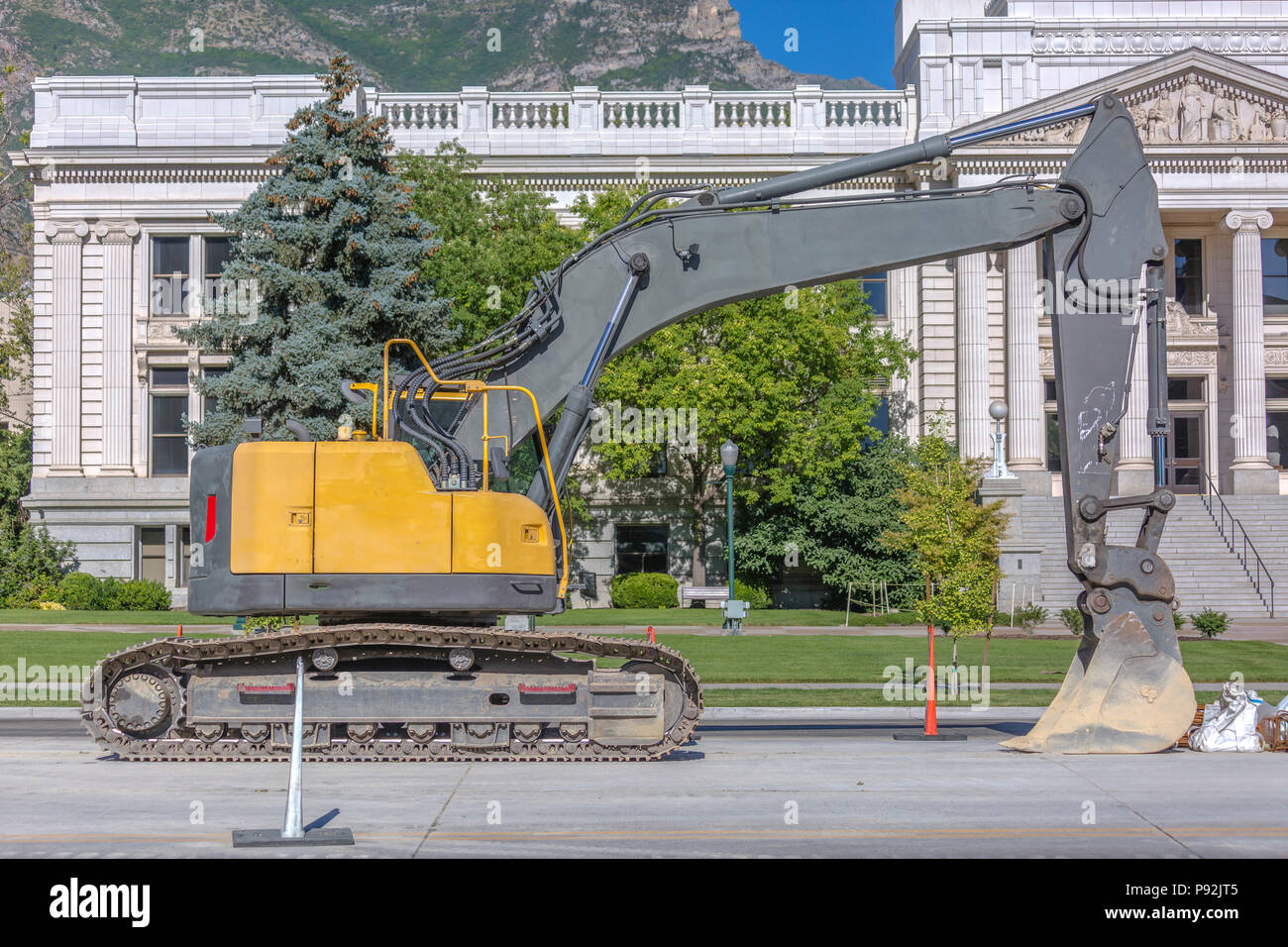 Heavy Equipment Tread High Resolution Stock Photography and Images - Alamy