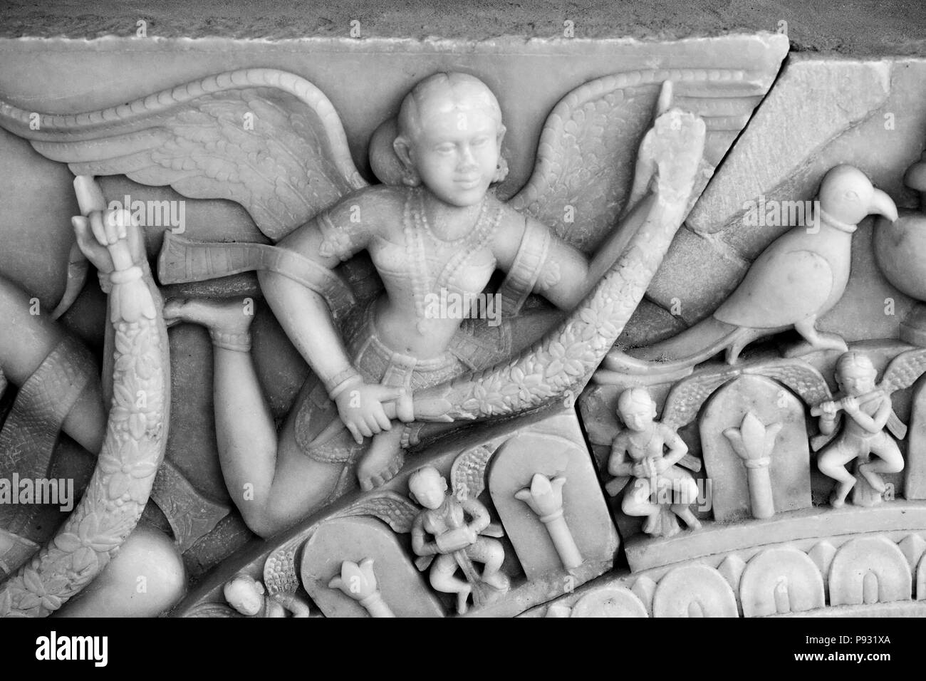 Angels statue india Black and White Stock Photos & Images - Alamy