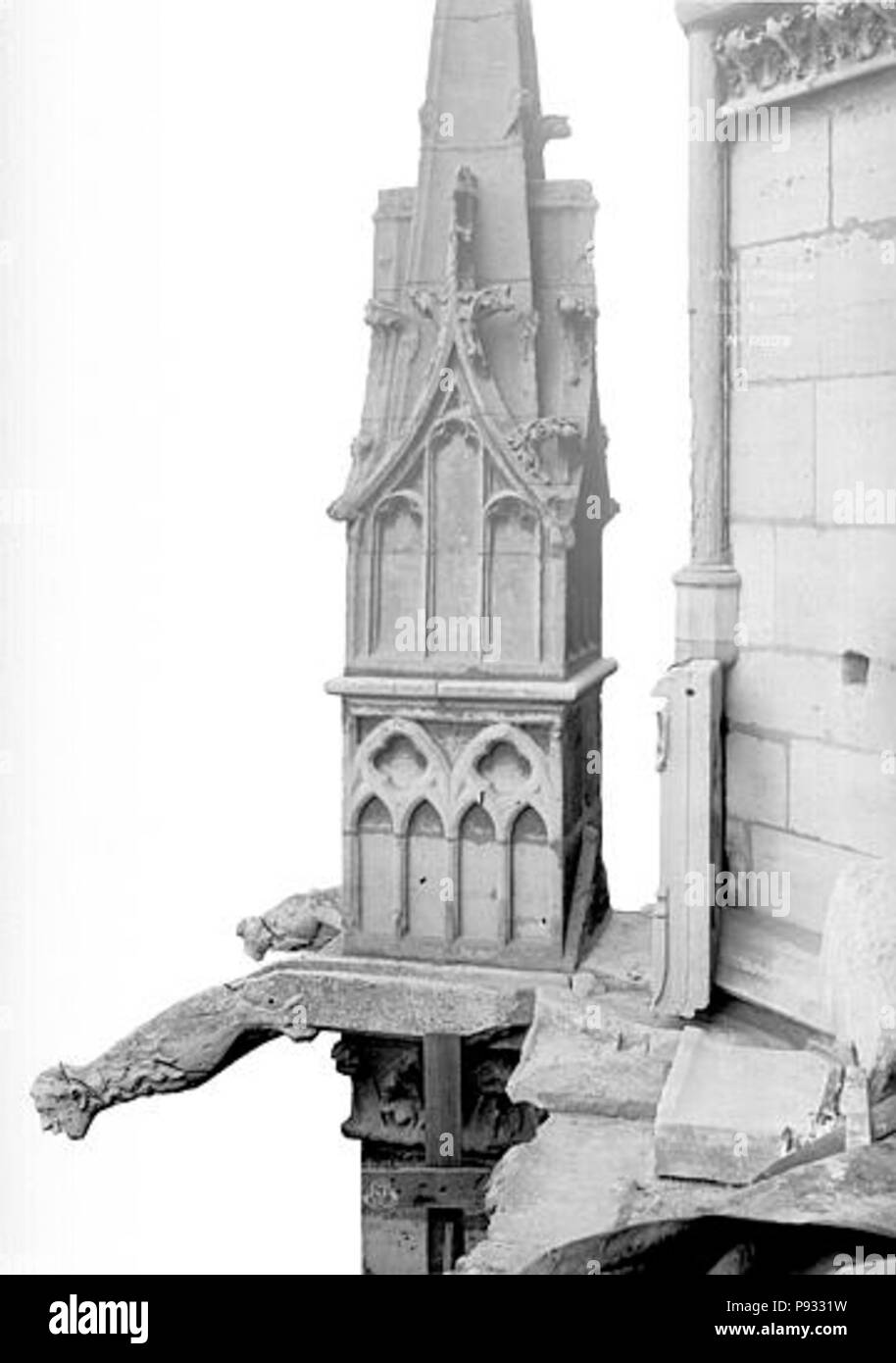 489 Sainte-Chapelle - Pinacle gargouille - Paris - Médiathèque de l ...
