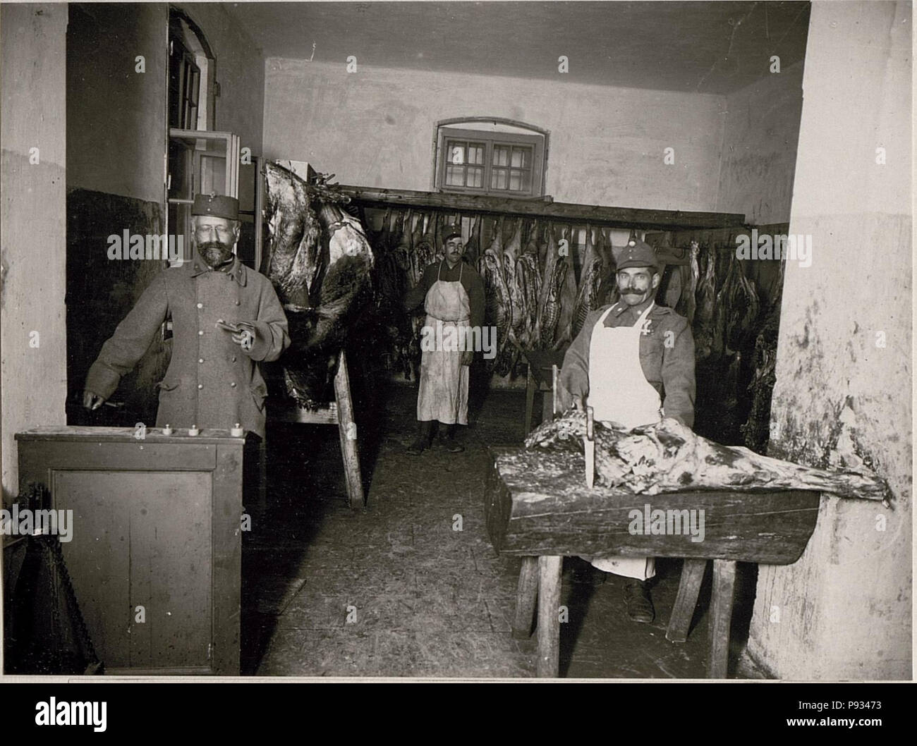 Wartime food supply photograph hi-res stock photography and images - Alamy