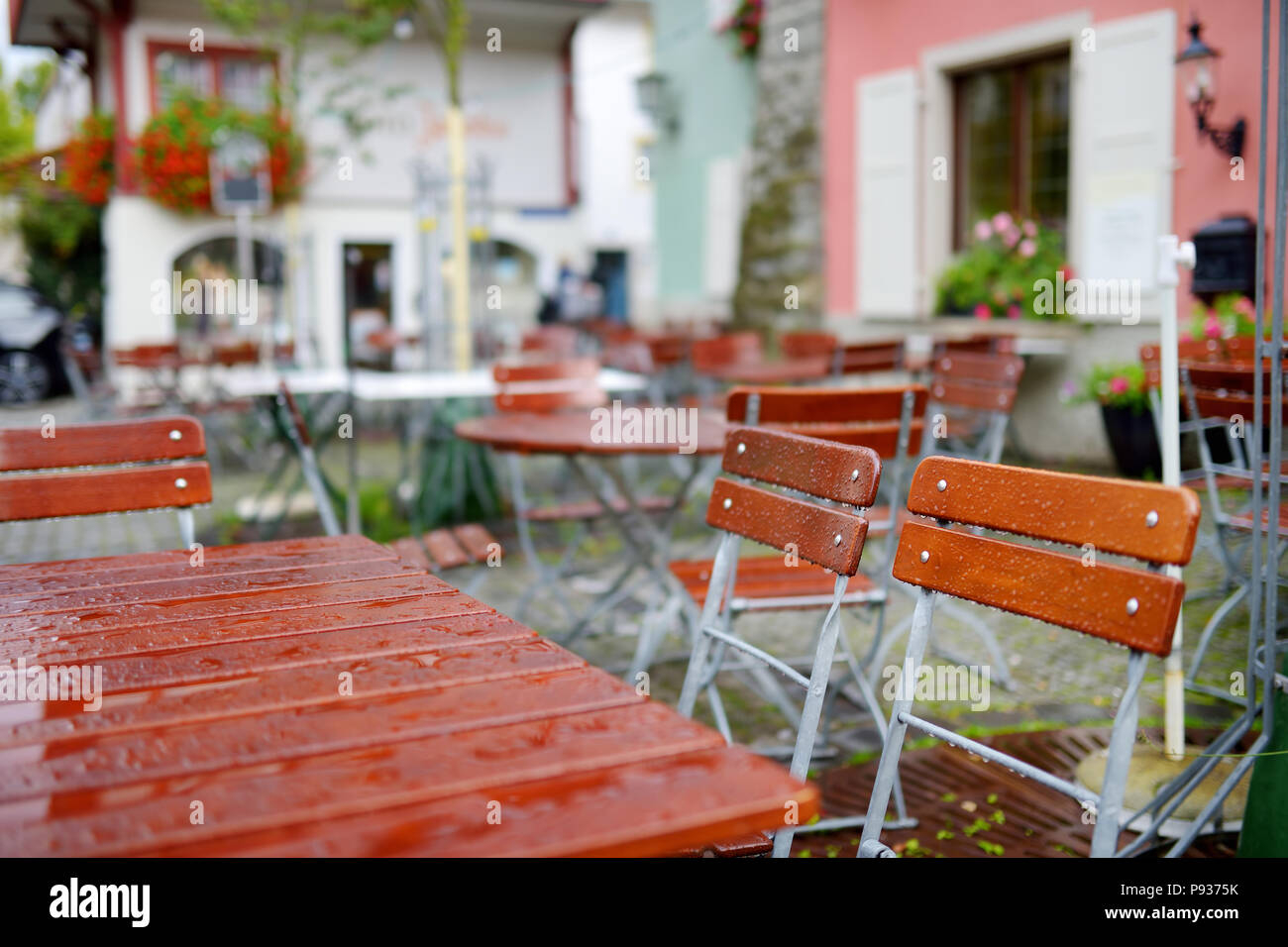 Rain falling on restaurant tables hi-res stock photography and images ...