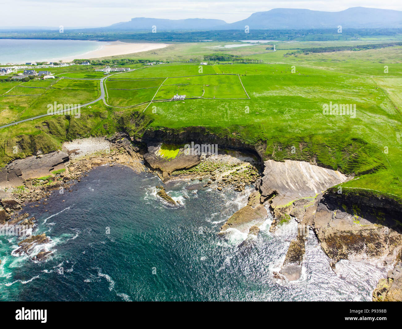 Mullaghmore Castle Stock Photos & Mullaghmore Castle Stock Images - Alamy