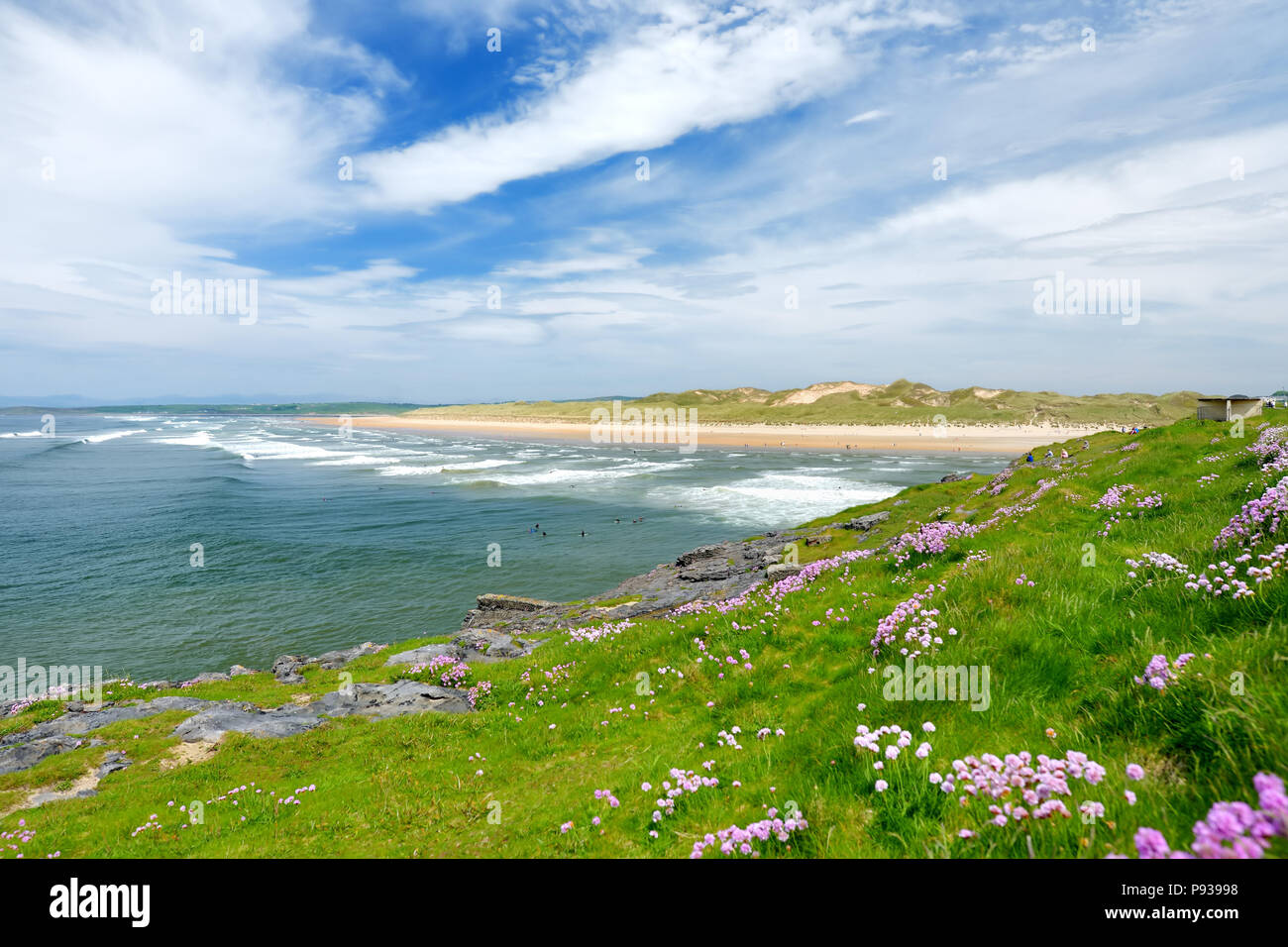 Bundoran and ireland and surf hi-res stock photography and images - Alamy