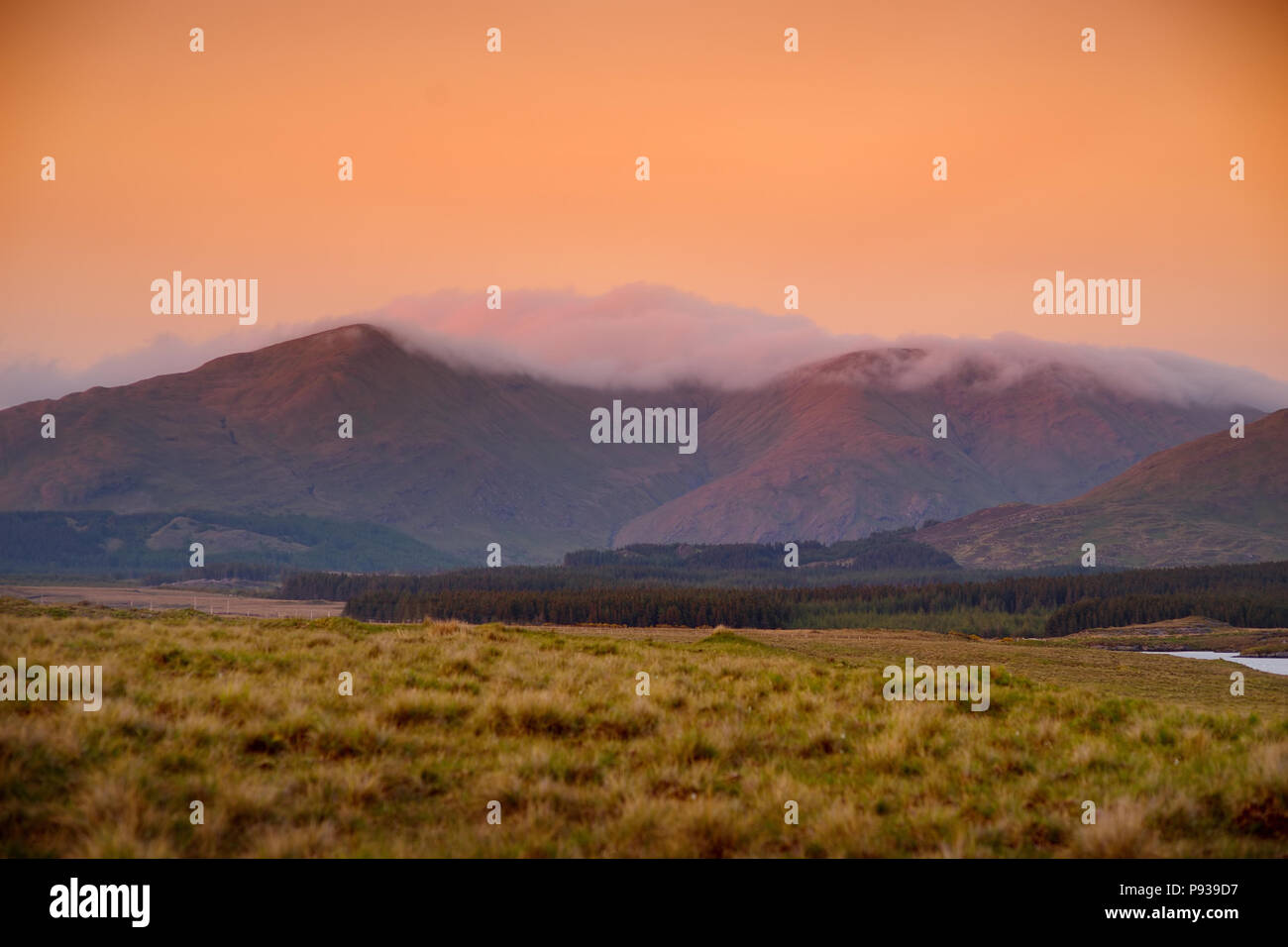 Beautiful sunset view of Connemara region in Ireland. Scenic Irish ...
