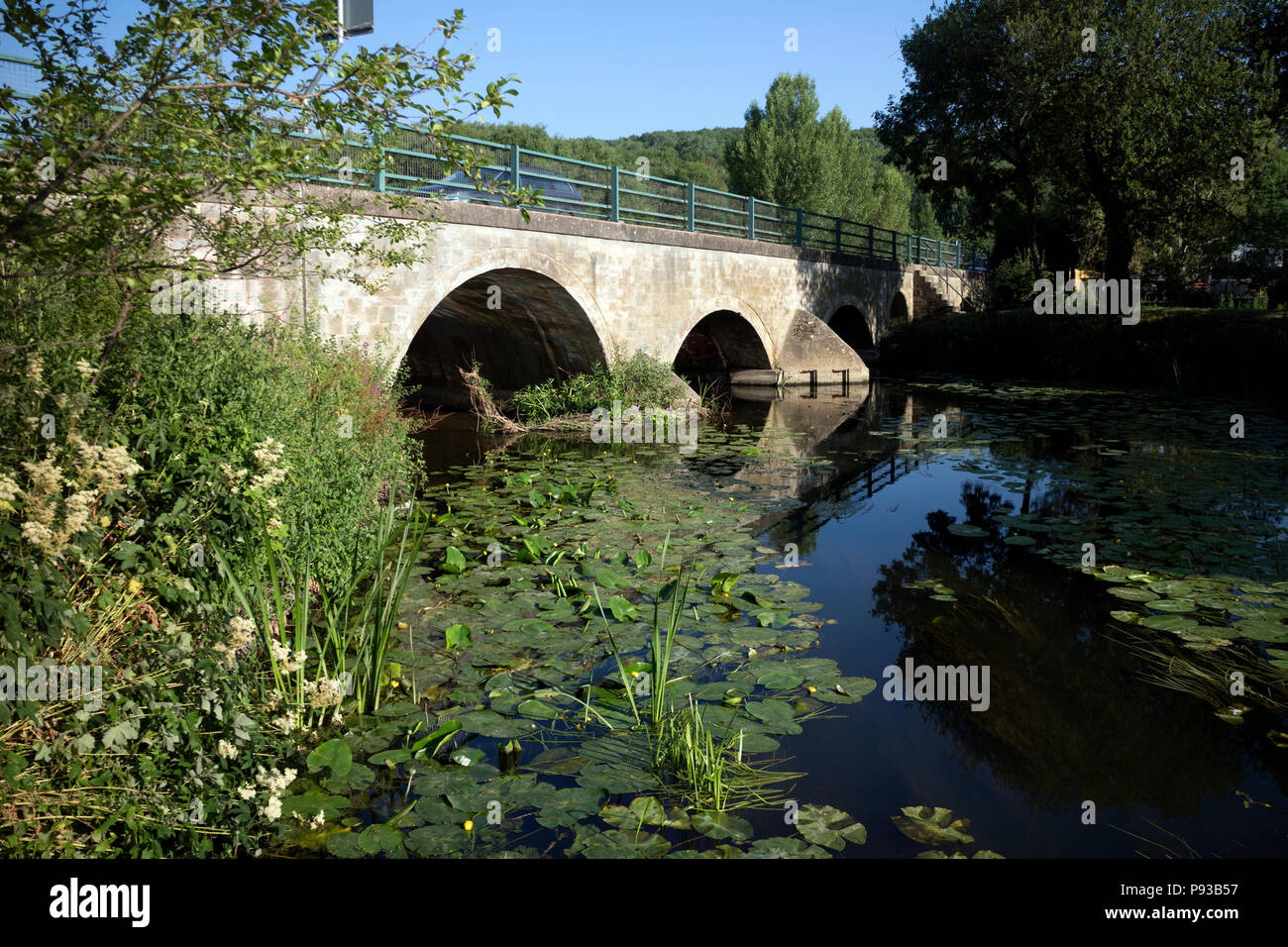 Binton Bridges, Welford-on-Avon, Warwickshire, England, UK Stock Photo ...