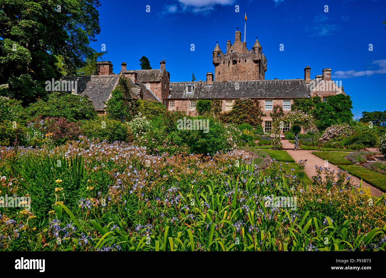 Cawdor Castle (SC18 Stock Photo - Alamy