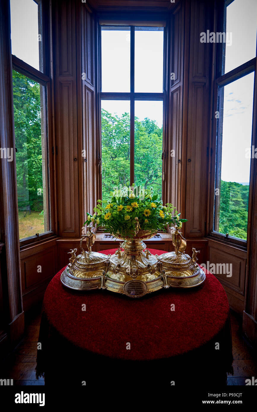 Dunrobin castle interior hi-res stock photography and images - Alamy