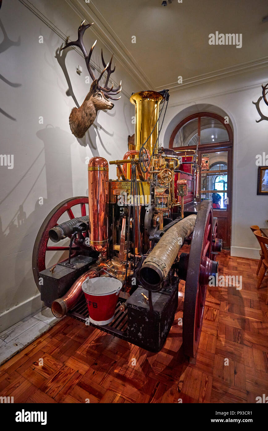Dunrobin castle interior hi-res stock photography and images - Alamy