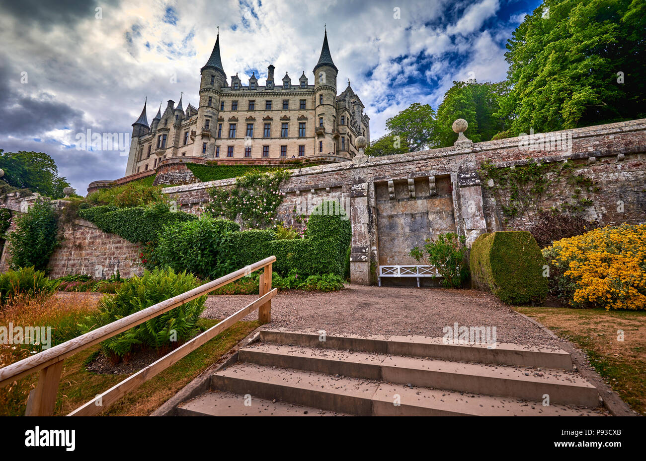 Dunrobin castle interior hi-res stock photography and images - Alamy