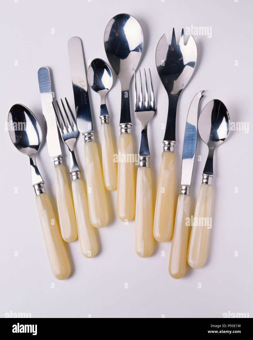 Bone handled cutlery hi-res stock photography and images - Alamy