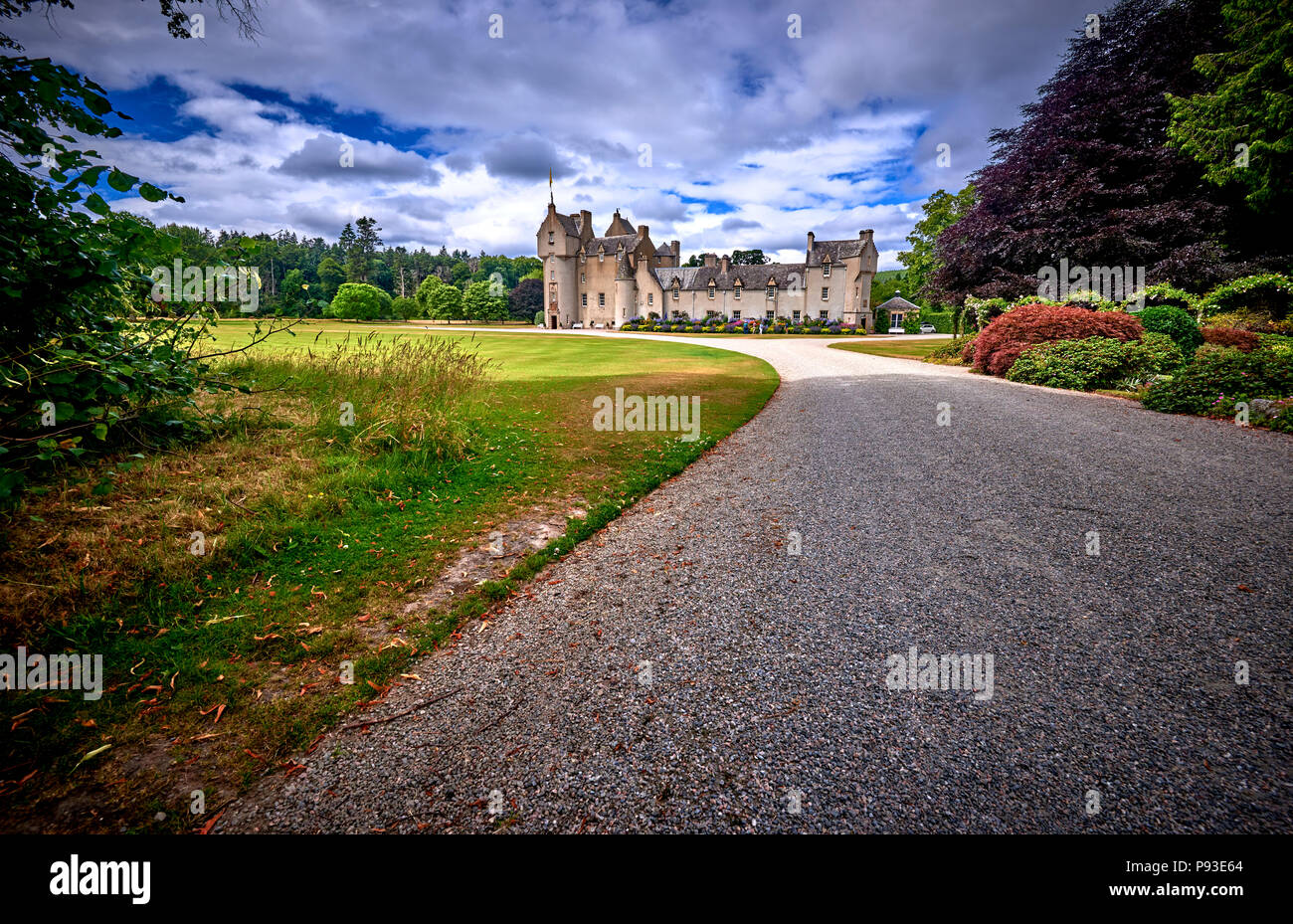 Ballindalloch Castle (SC18 Stock Photo - Alamy