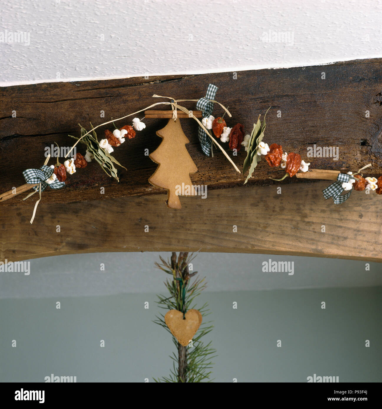 Chilli garland hi-res stock photography and images - Alamy