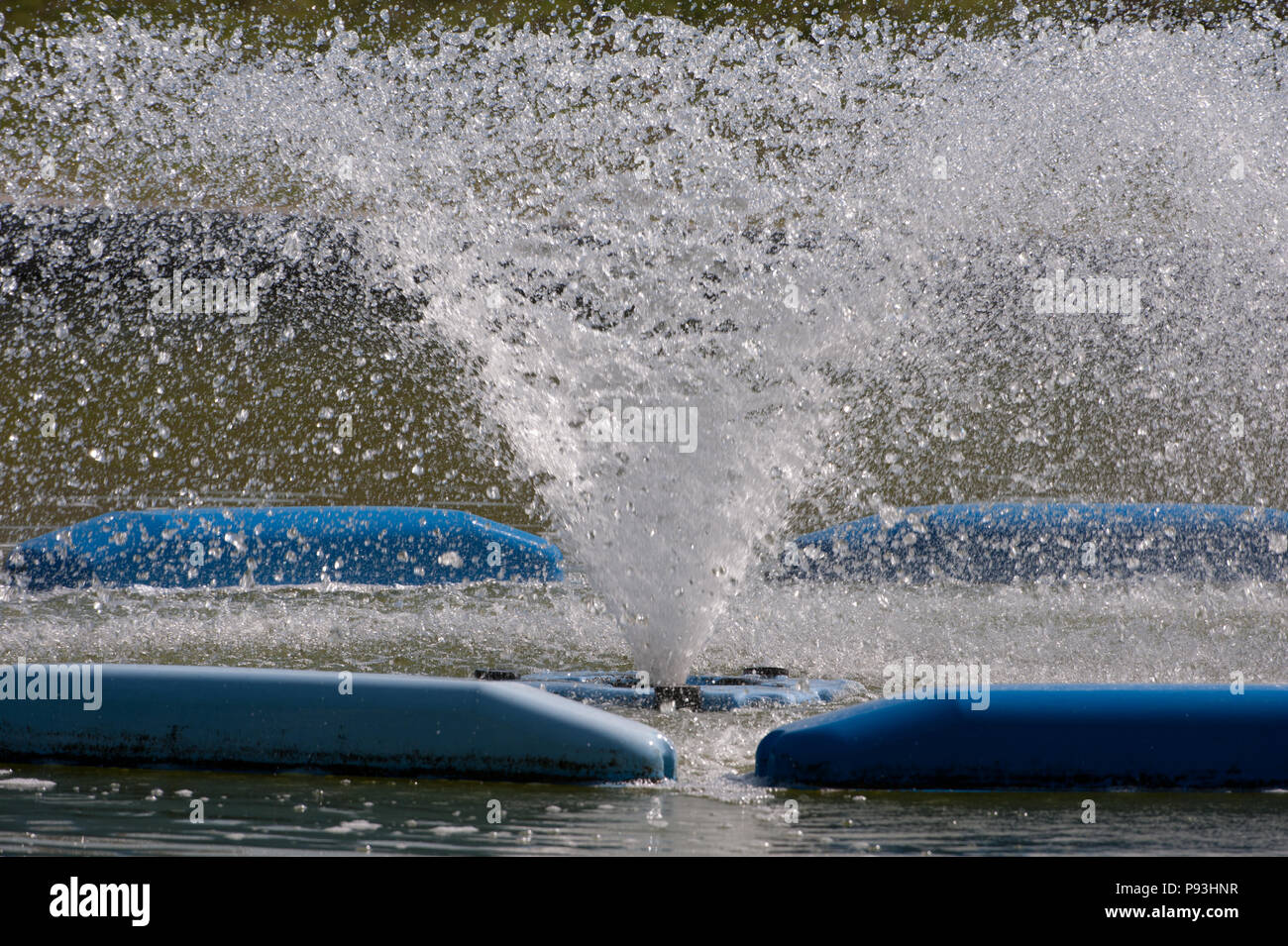 splashy water in lake Stock Photo - Alamy
