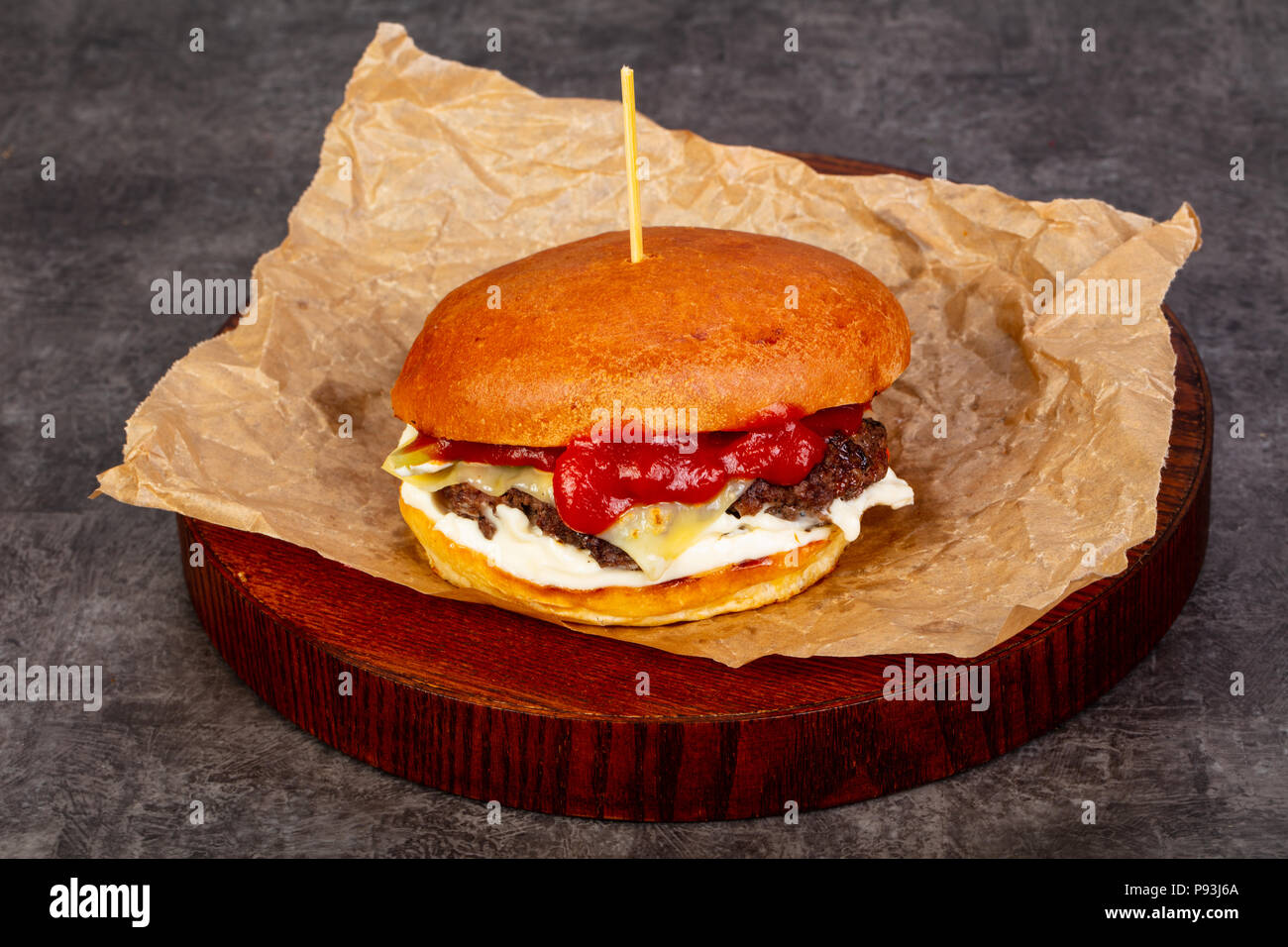 Burger with meat and cheese Stock Photo - Alamy