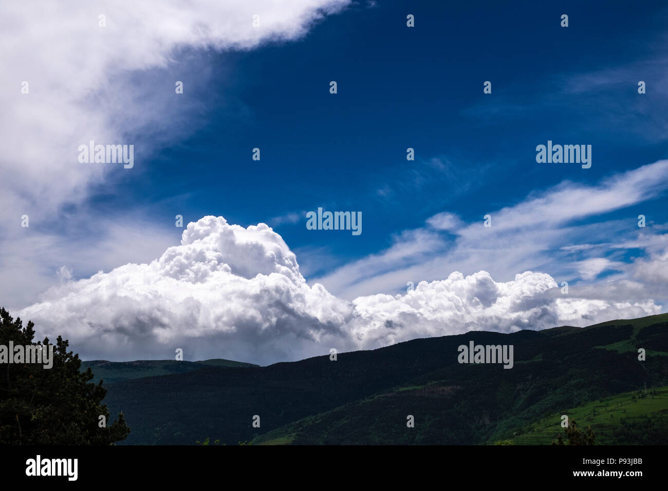 Cumulus clouds distance hi-res stock photography and images - Alamy