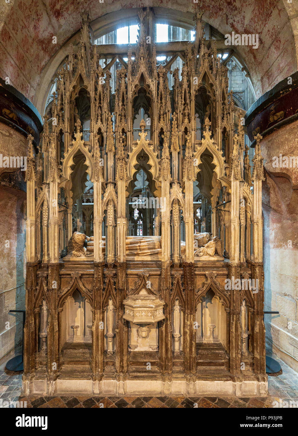 The tomb of King Edward II, Gloucester Cathedral, England Stock Photo ...