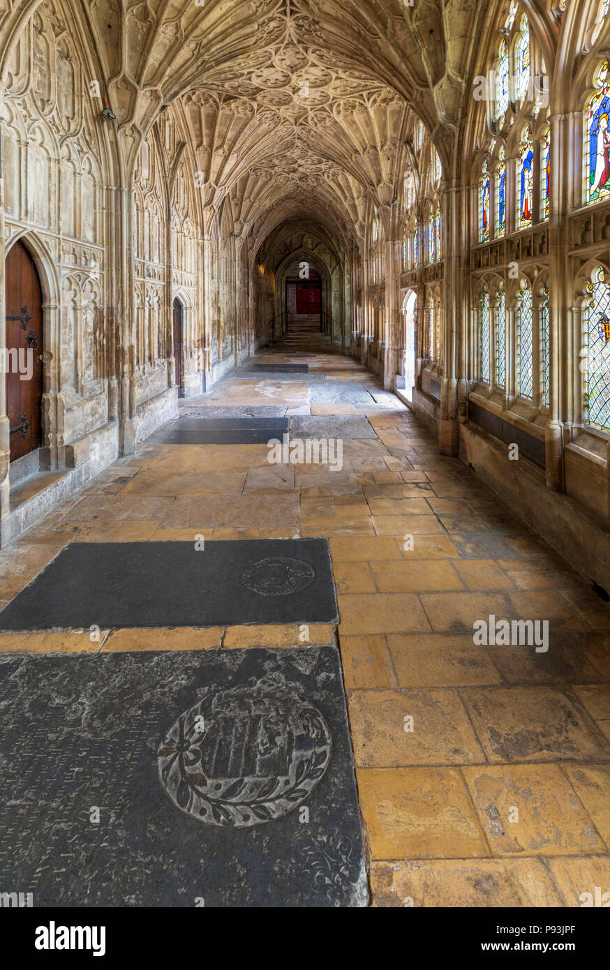 The Cloisters at Gloucester Cathedral, Gloucester, England Stock Photo ...