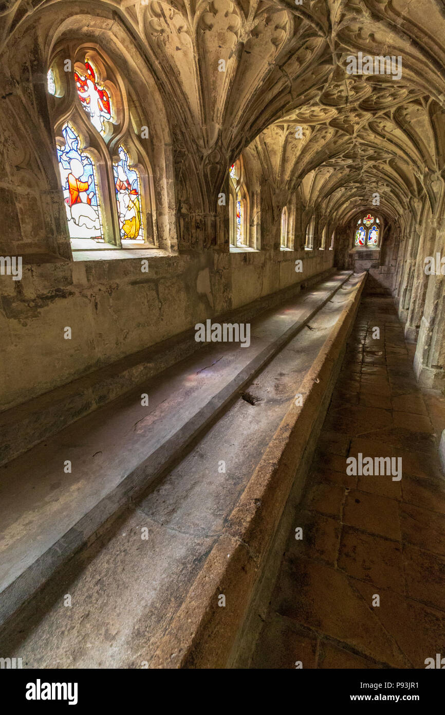 Gloucester cathedral lavatorium hi-res stock photography and images - Alamy
