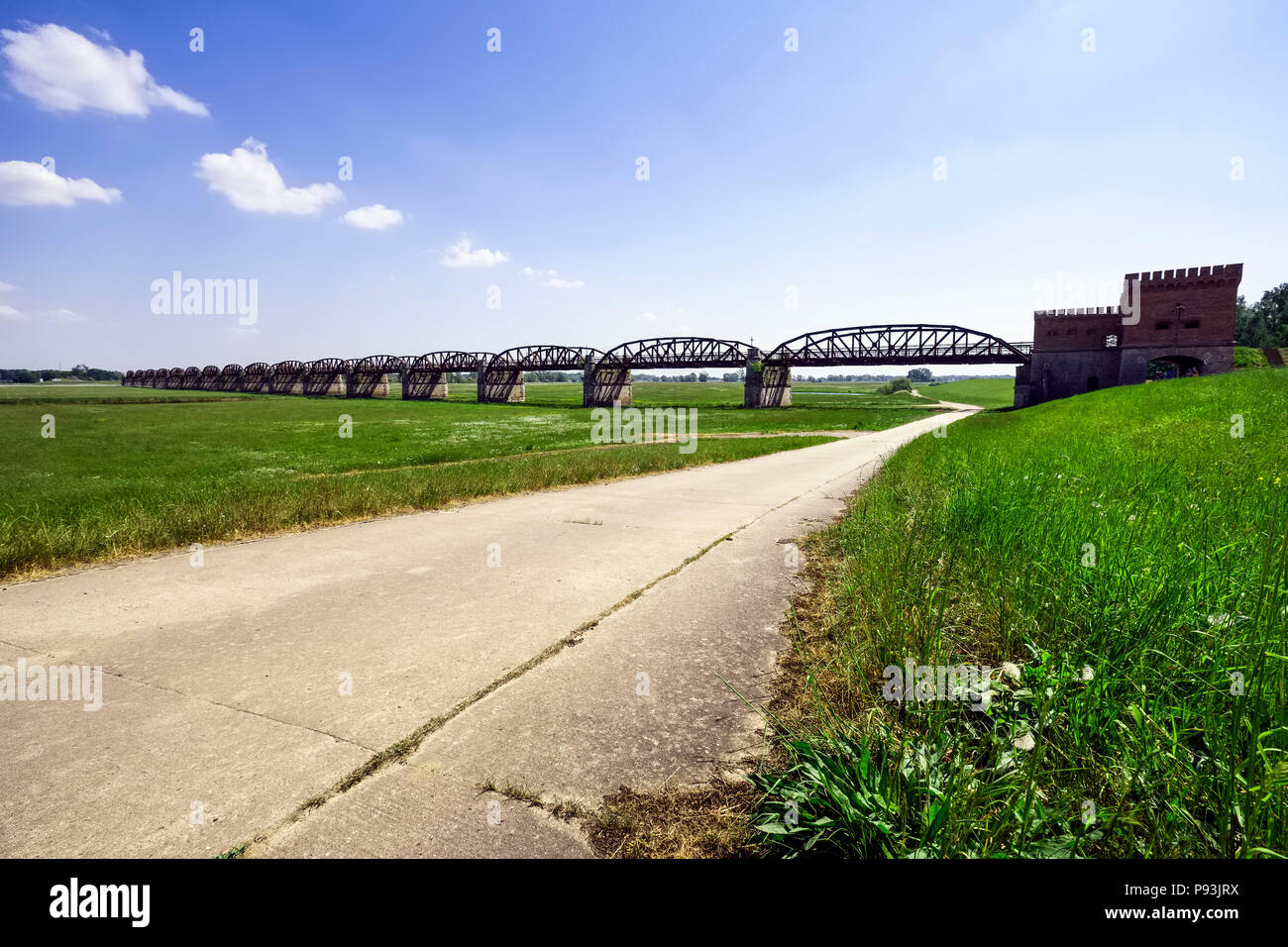 Railway bridge ruins hi-res stock photography and images - Alamy