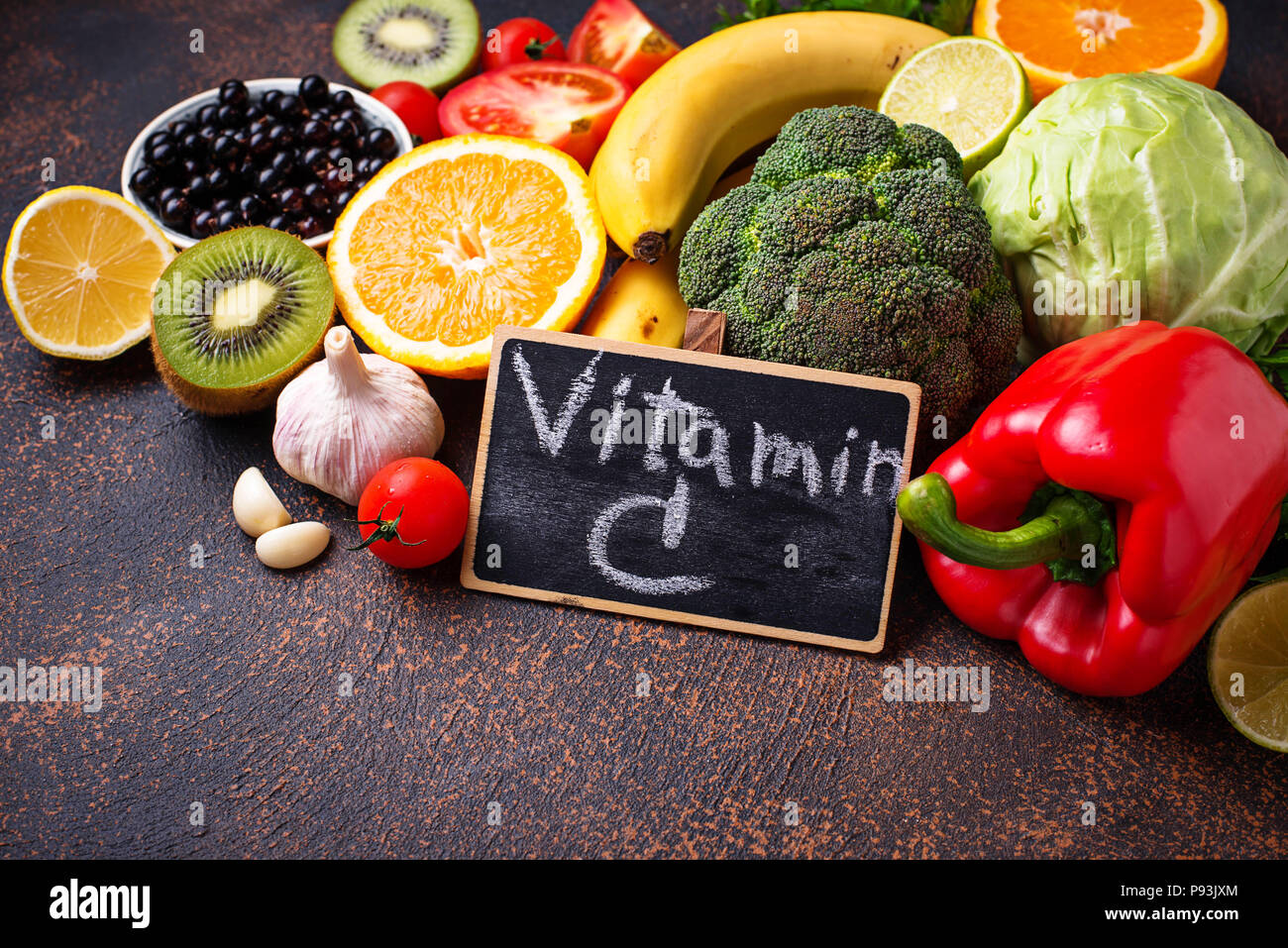 Food containing vitamin C. Healthy eating Stock Photo - Alamy