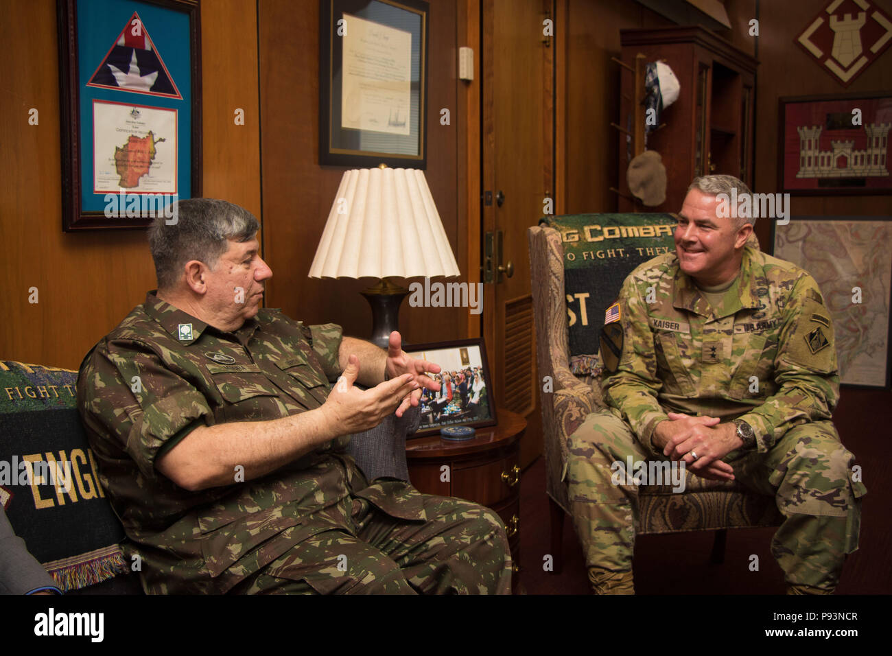 Richard kaiser hi-res stock photography and images - Alamy