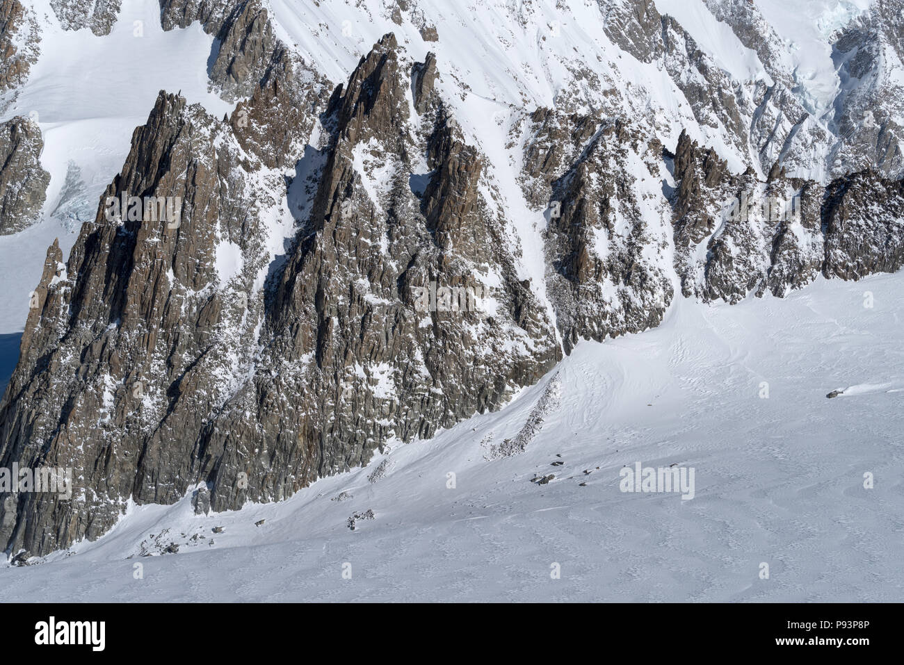 Mountain scenery, Graian Alps, Mont Blanc range, Aosta Valley, Italy ...