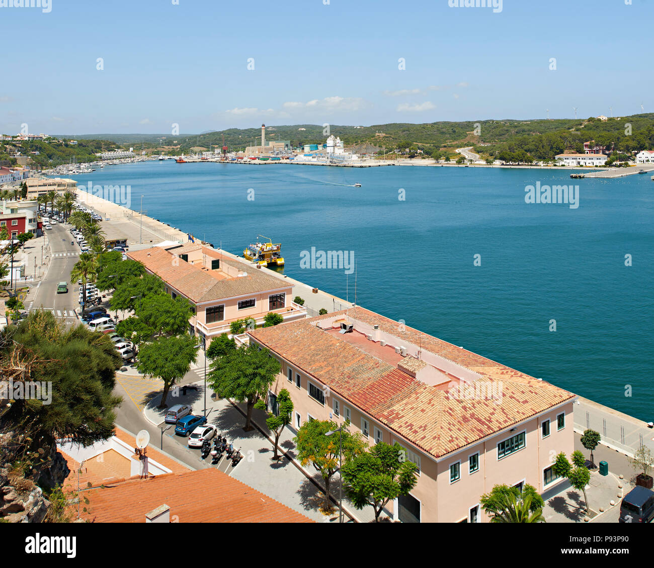 Deep water docks hi-res stock photography and images - Alamy