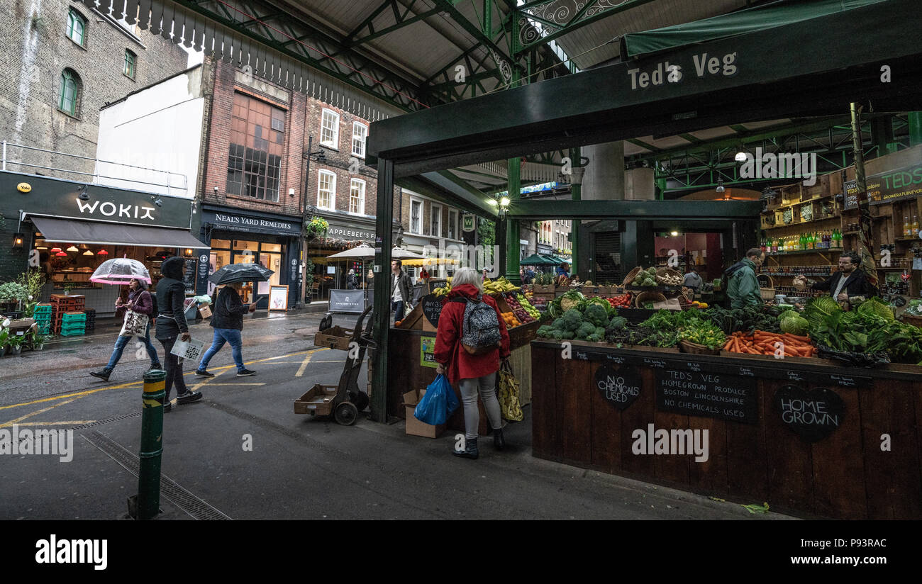 Borough market shops in hi-res stock photography and images - Alamy