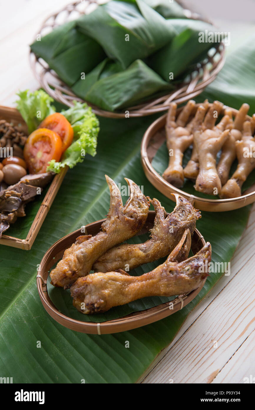 traditional indonesian culinary food. fried chicken head Stock Photo ...