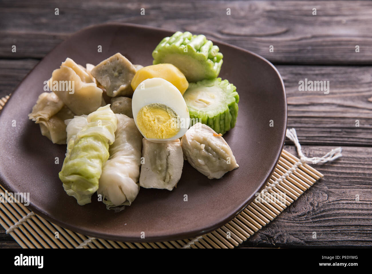 siomay. traditional indonesian food with peanut sauce. dumpling Stock ...