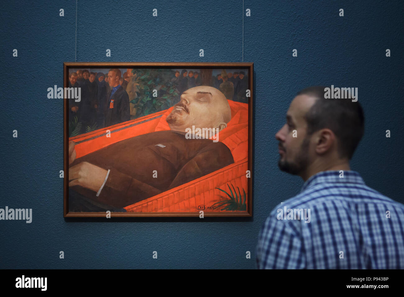 Lenin's funeral hi-res stock photography and images - Alamy