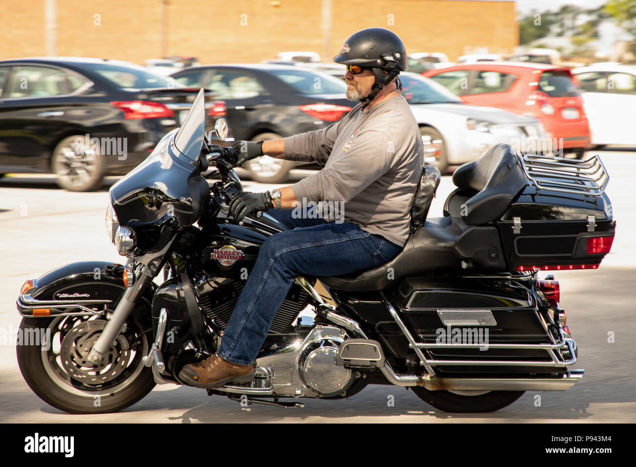 Motorcycle riders with the 22nd Marine Expeditionary Unit participated ...