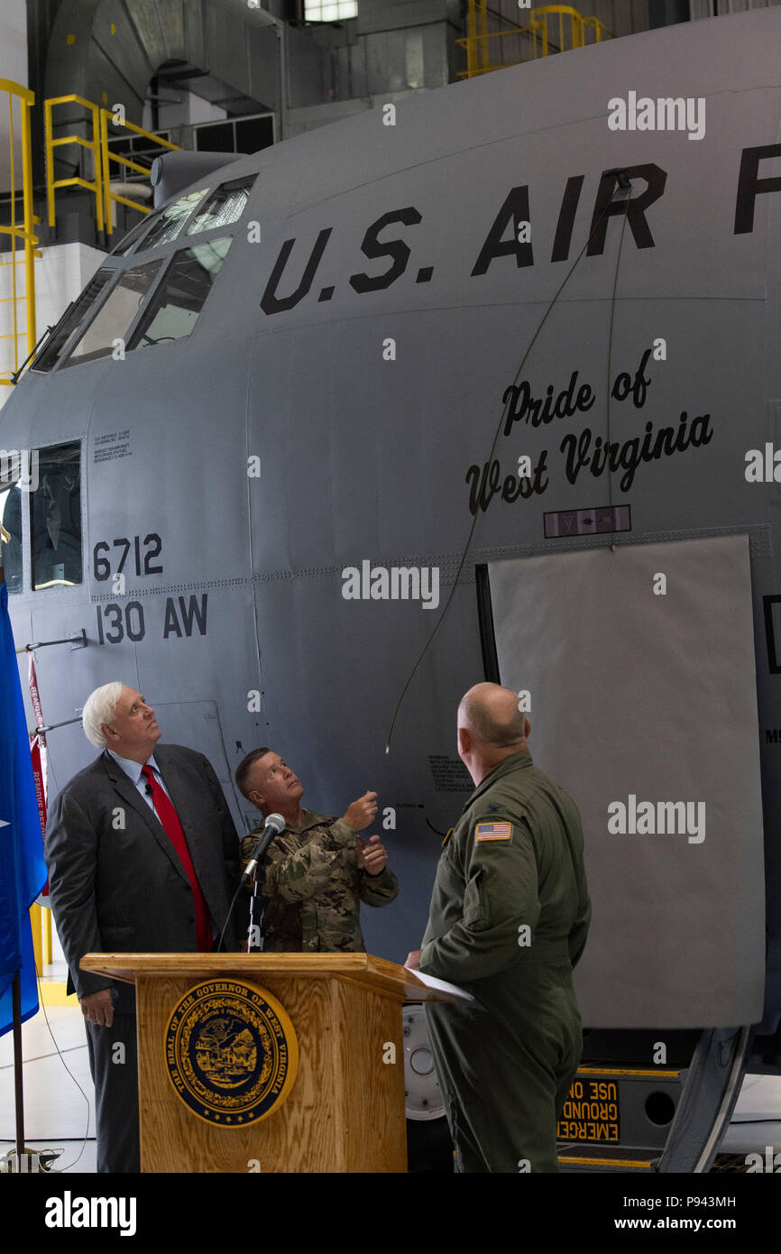 Maj gen james hoyer hi-res stock photography and images - Alamy