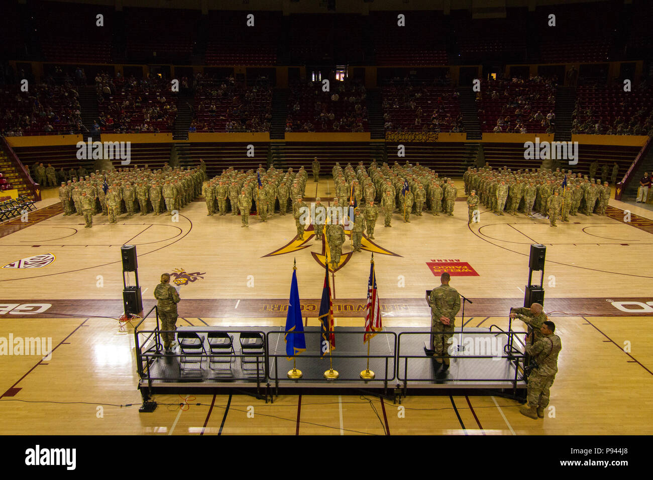 More than 400 Arizona Army National Guard Soldiers with 1st Battalion ...