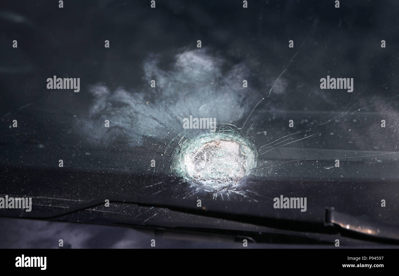 Explosive damage hi-res stock photography and images - Alamy