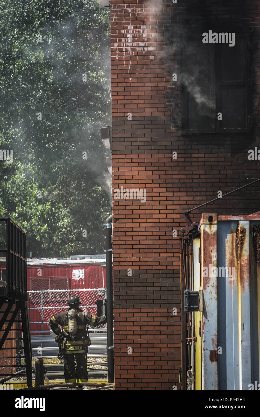 Fdny firefighter training hi-res stock photography and images - Alamy