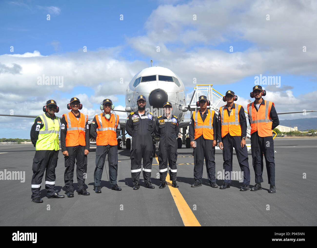 180708-N-KG618-1044 JOINT BASE PEARL HARBOR-HICKAM, Hawaii (July 8 ...