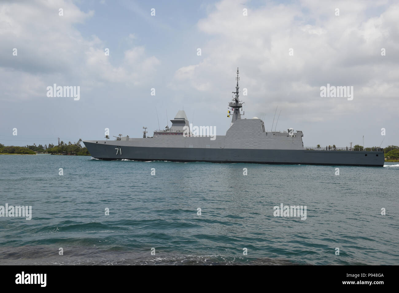 Republic of singapore navy rsn guided missile frigate rss tena hi-res ...