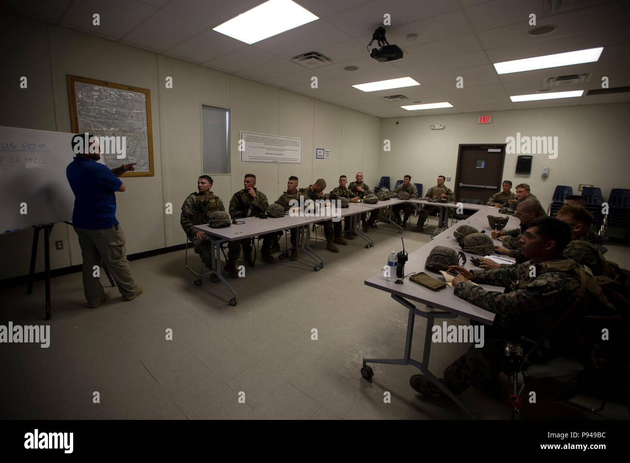 Rim 10 1 2 hi-res stock photography and images - Alamy