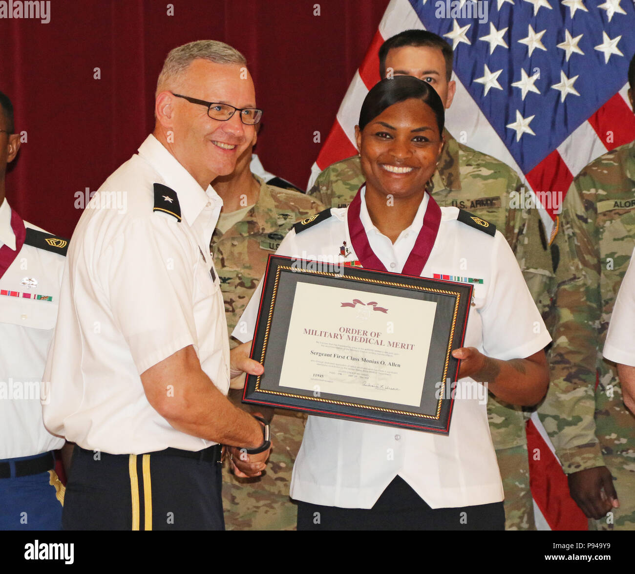 Order of the military medical merit hi-res stock photography and images ...