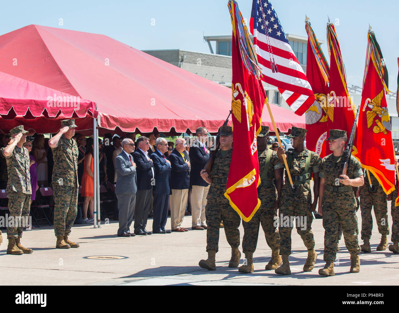 From left, Maj. Gen. Kevin M. Iiams, incoming commanding general of 3rd ...