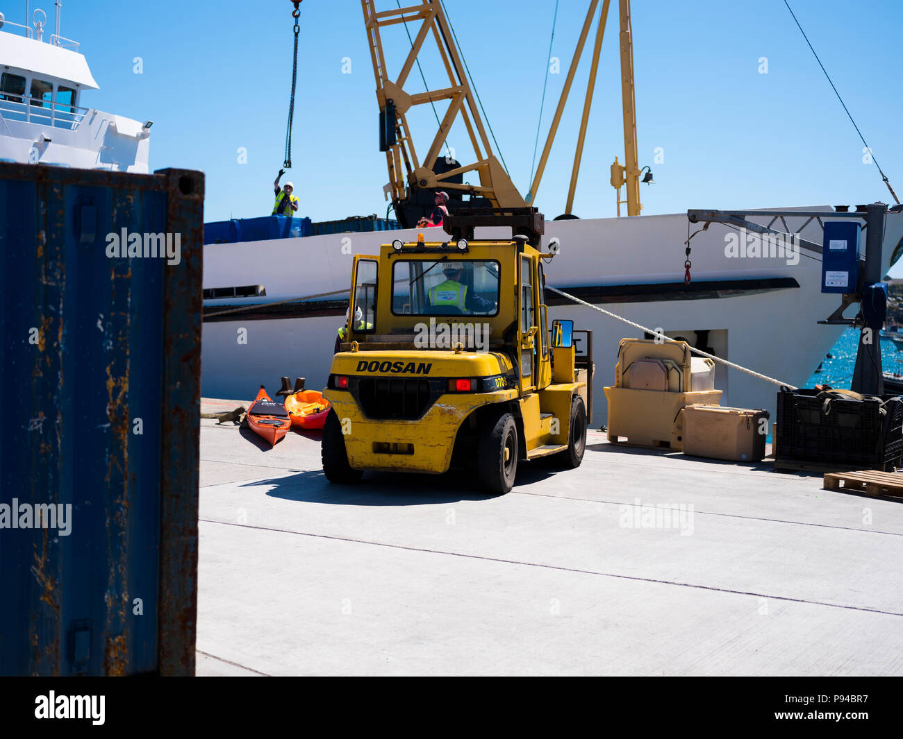 Cargo loading hi-res stock photography and images - Alamy