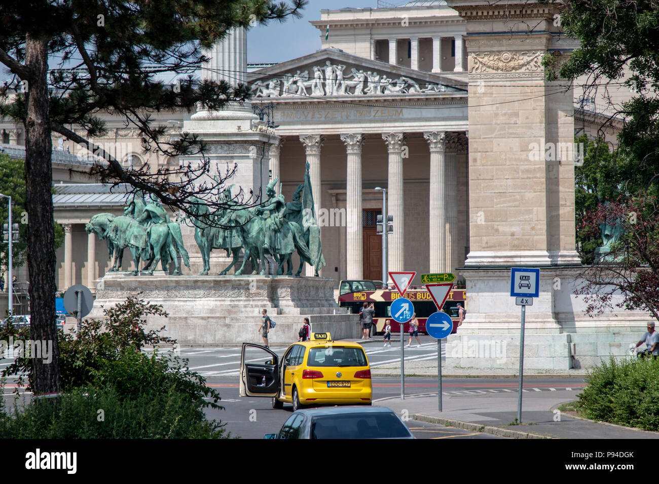 The Millennium Monument and the Museum of Fine Arts in Heroes Square ...