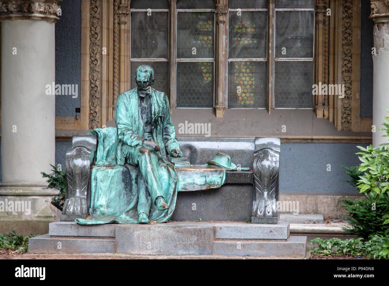 Strobi hi-res stock photography and images - Alamy