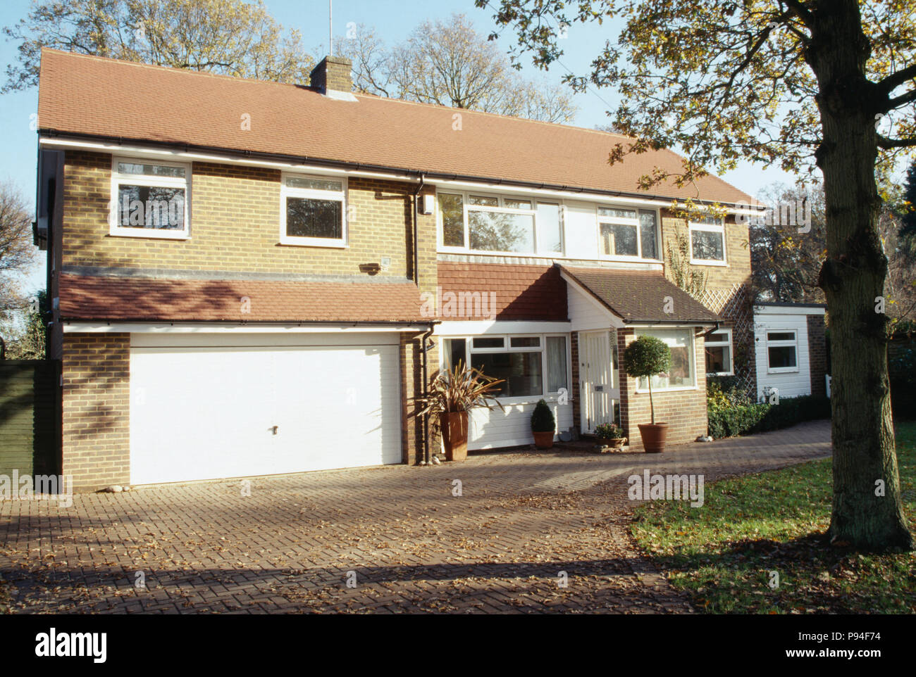 Integral garage hi-res stock photography and images - Alamy