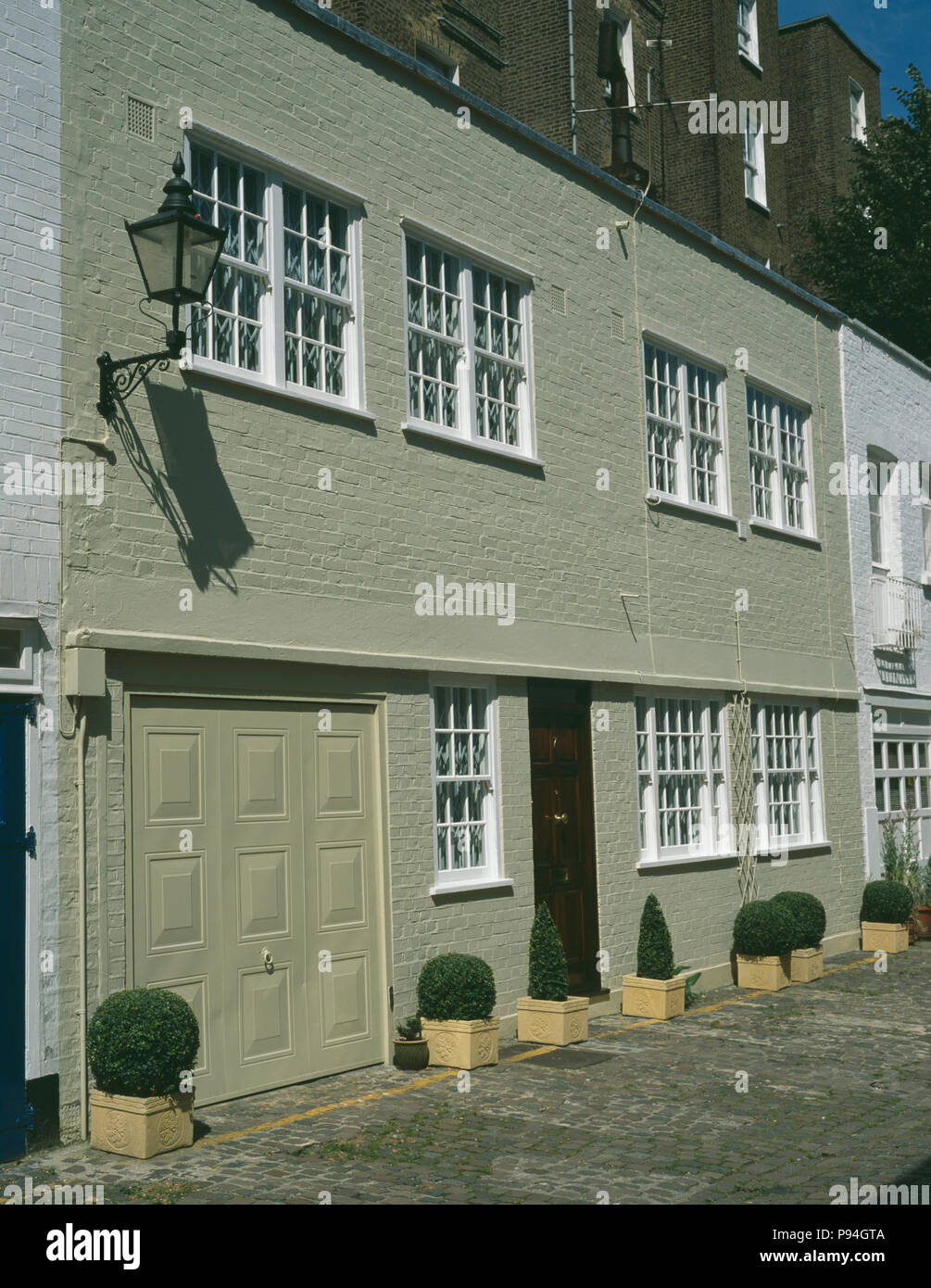 Integral garage hi-res stock photography and images - Alamy